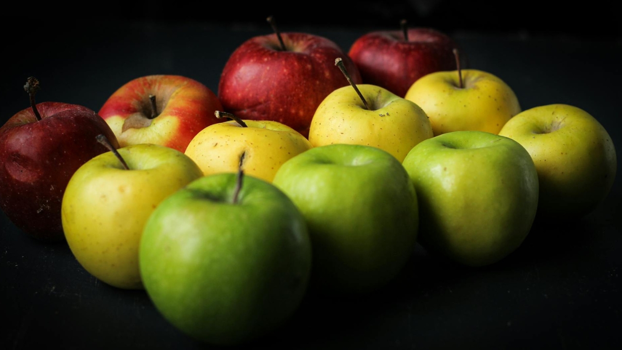 10 Best Fruits That Help With Weight Loss