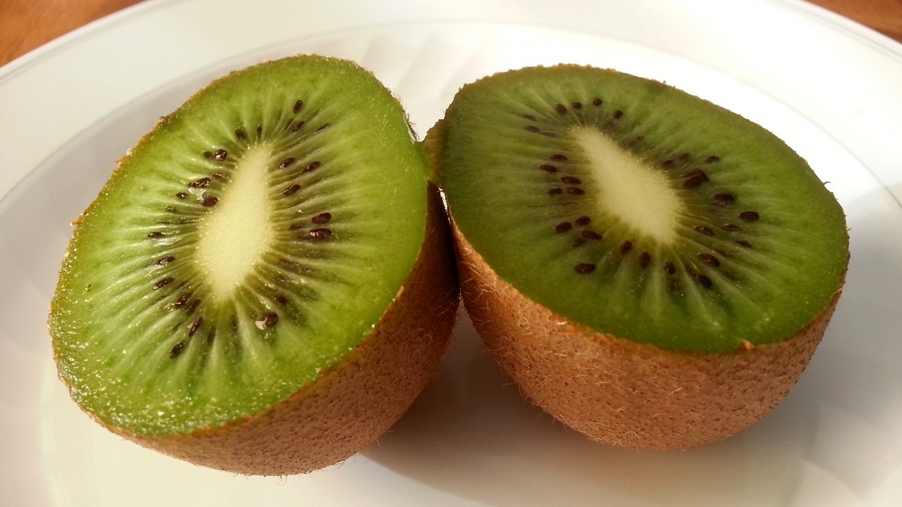 9 Fruits That are Highest in Calcium
