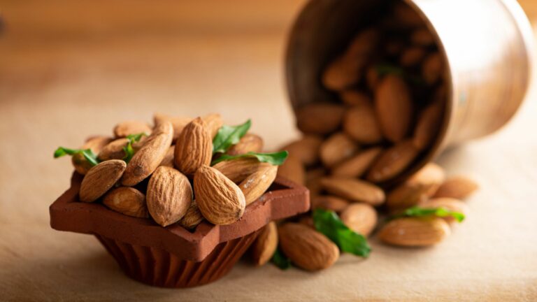 10 High Fibre Nuts that Pack a Nutritional Punch