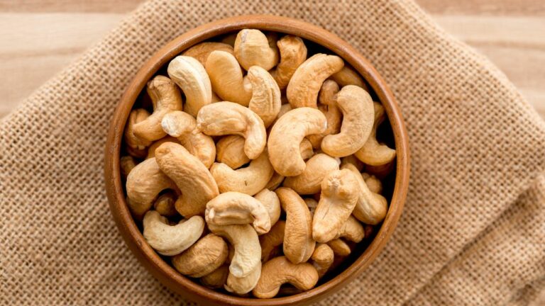 10 High Fibre Nuts that Pack a Nutritional Punch